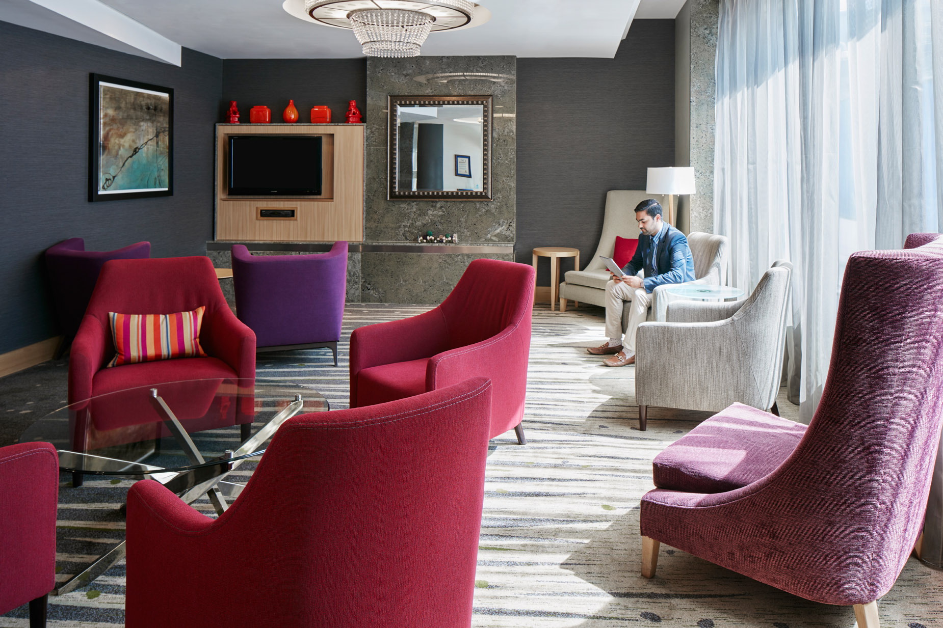 Lounge at the World Center Hotel | Lower Manhattan | Book Direct